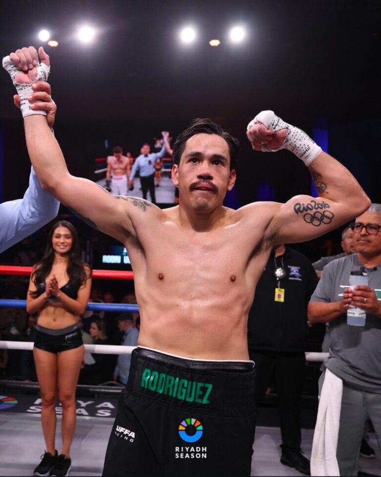 ズッファ・ボクシング初興行 「結果」 カラム・ウォルシュvsカルロス・オカンポ – BOXING MASTER